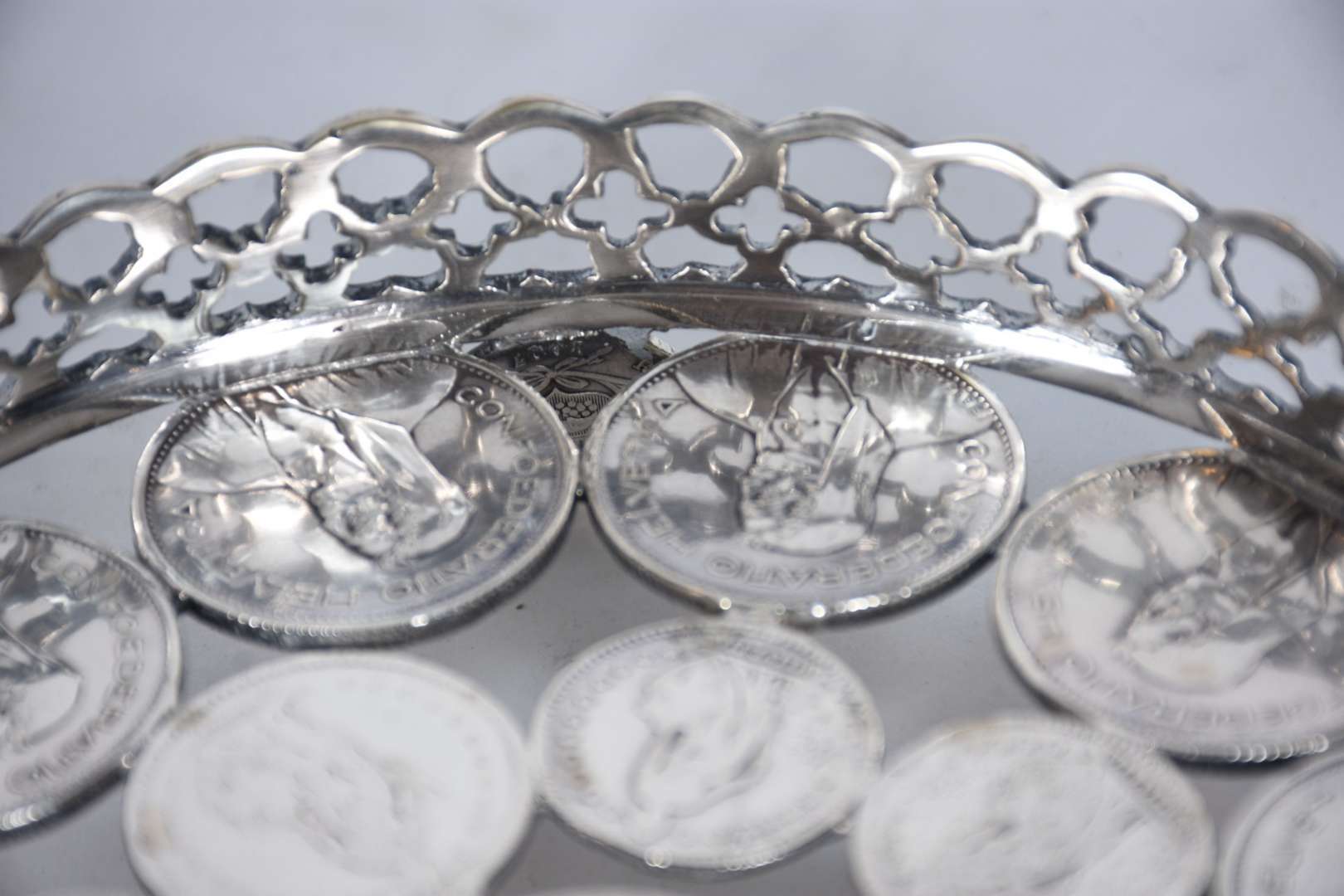 Três salvas de prata de lei, diversos modelos. ... - Galeria Alphaville