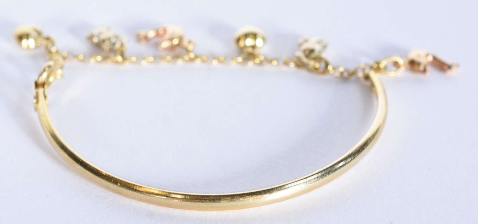 Pulseira modelo escrava de ouro 18 k, contraste... - Galeria Alphaville