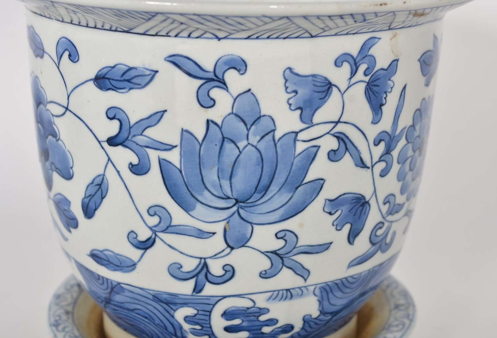 Cinco cachepots redondos de porcelana oriental ... - Galeria Alphaville