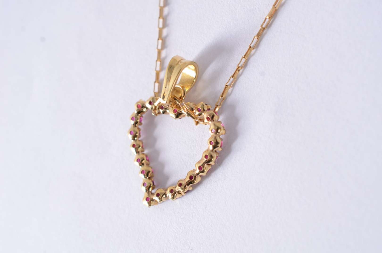 Colar com pendente de ouro 18 k., contraste 750... - Galeria Alphaville