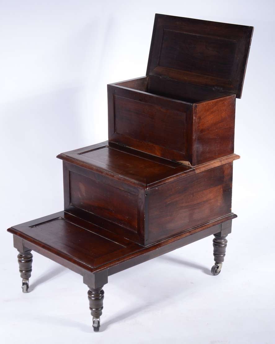 Escada de madeira nobre com 3 estágios, estilo ... - Galeria Alphaville