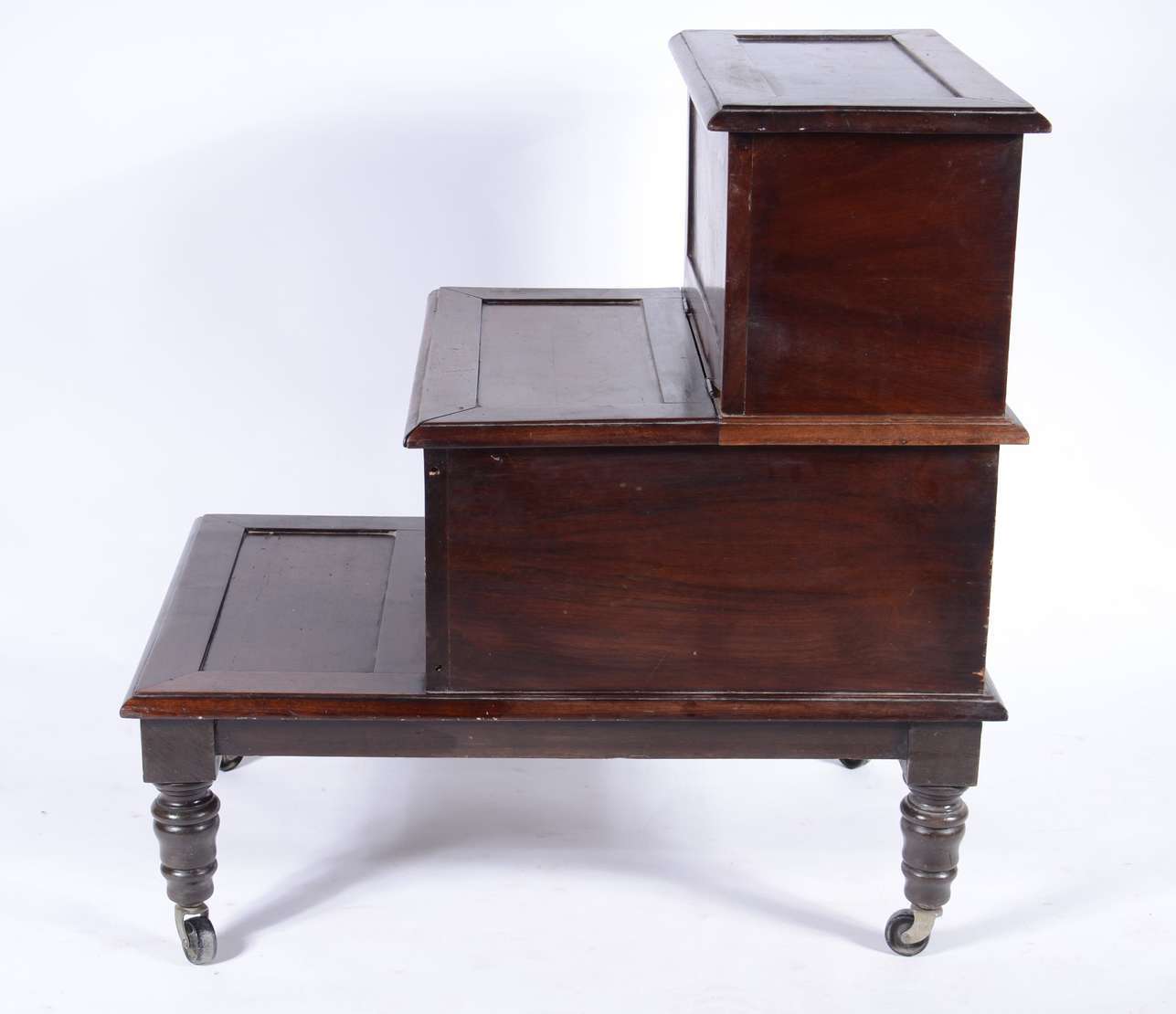 Escada de madeira nobre com 3 estágios, estilo ... - Galeria Alphaville