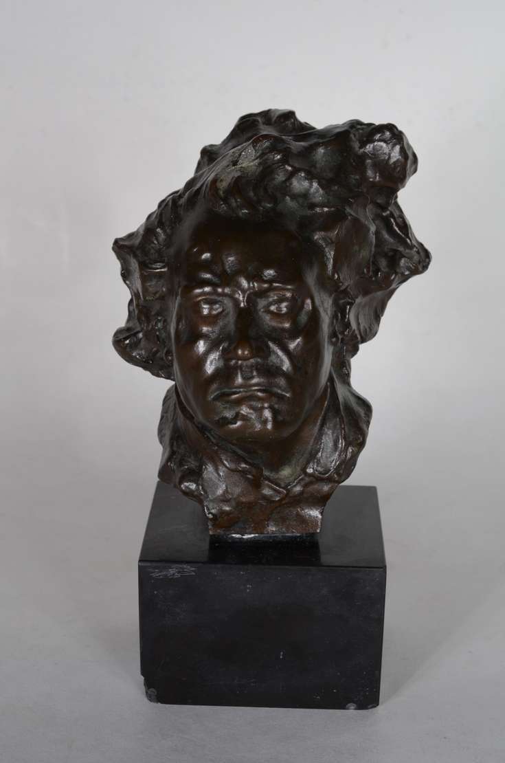 Busto de bronze representando Ludwig Van Beetho... - Galeria Alphaville