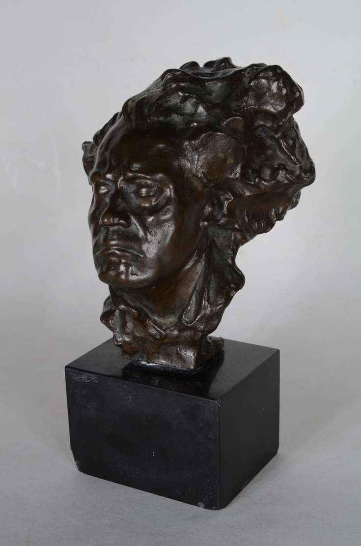 Busto de bronze representando Ludwig Van Beetho... - Galeria Alphaville