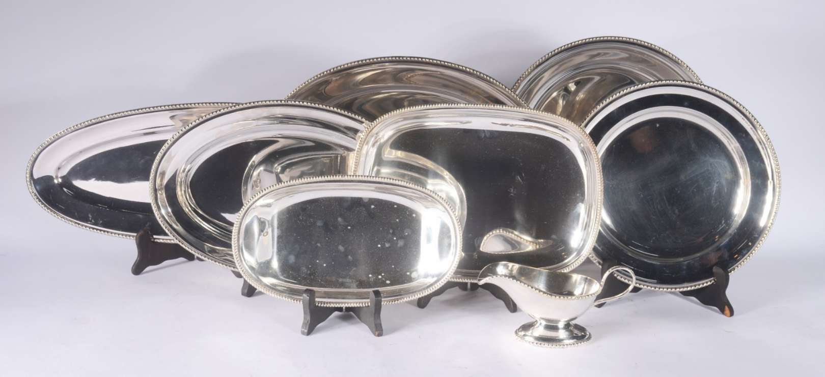 Baixela para jantar de metal prateado Wolff, bo... - Galeria Alphaville