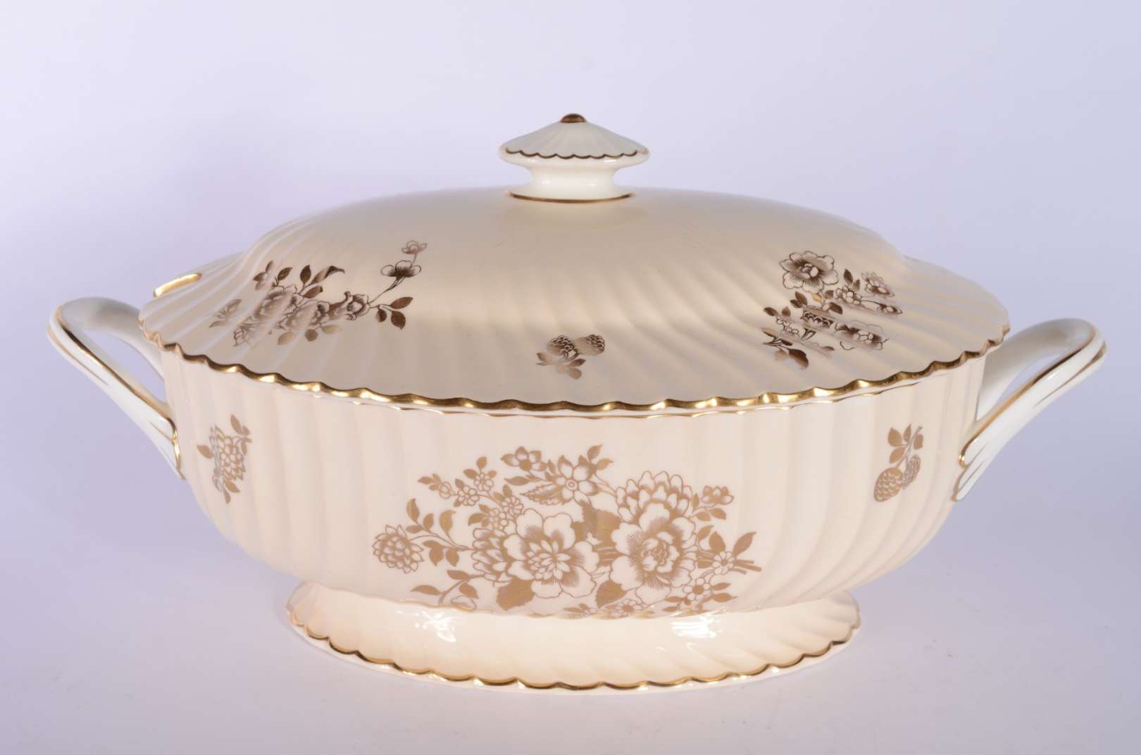 Mintons Ltd. (1793-1968), - Galeria Alphaville