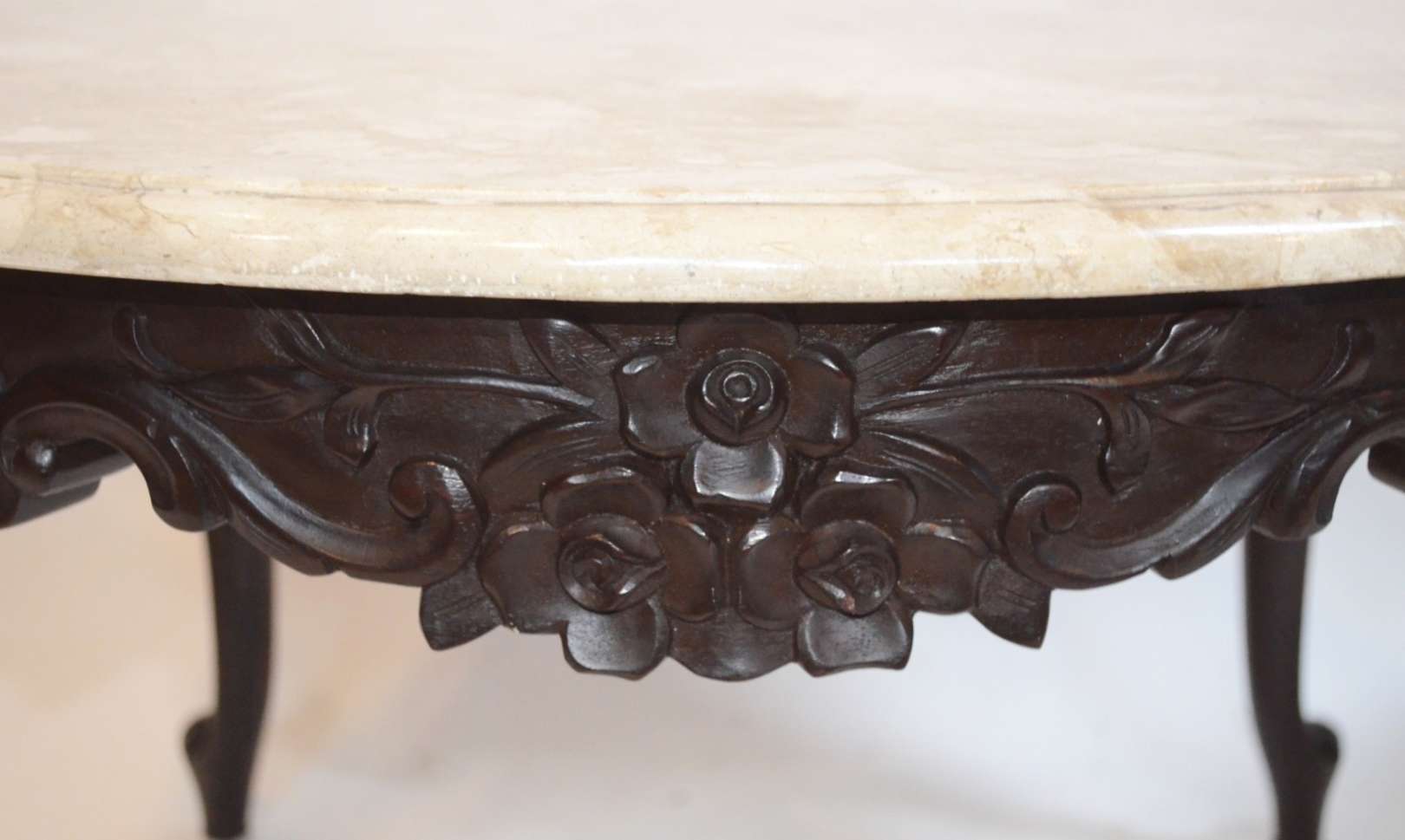Conjunto de mesa de centro e par de mesas later... - Galeria Alphaville