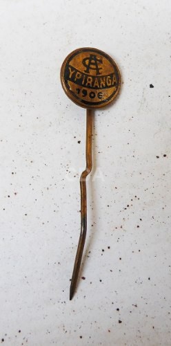 Pins e Botons em Colecionismo - Catálogo das Artes | Catálogo das Artes