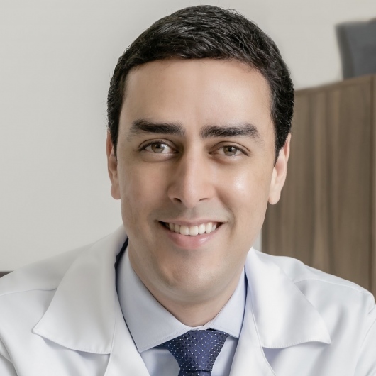 Dr. Anderson Marques Aladino Dos Santos opiniões - Ginecologista Curitiba - Doctoralia