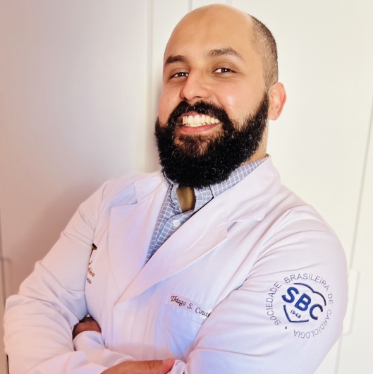 Dr. Thiago Sant’Anna Coutinho Cardiologista, Especialista em Clínica ...