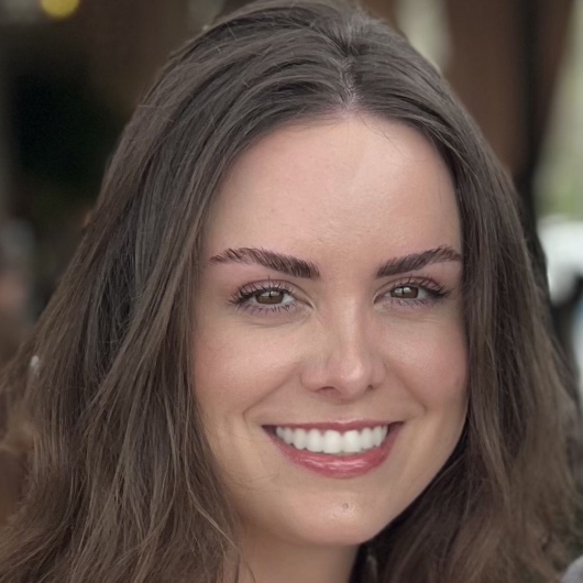 Dra. Ana Maria Baseggio Ubialli Médica clínica geral, Generalista ...