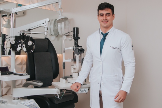 Dr. Pedro Gomes Moreira Oftalmologista, Fortaleza - Agende uma consulta ...