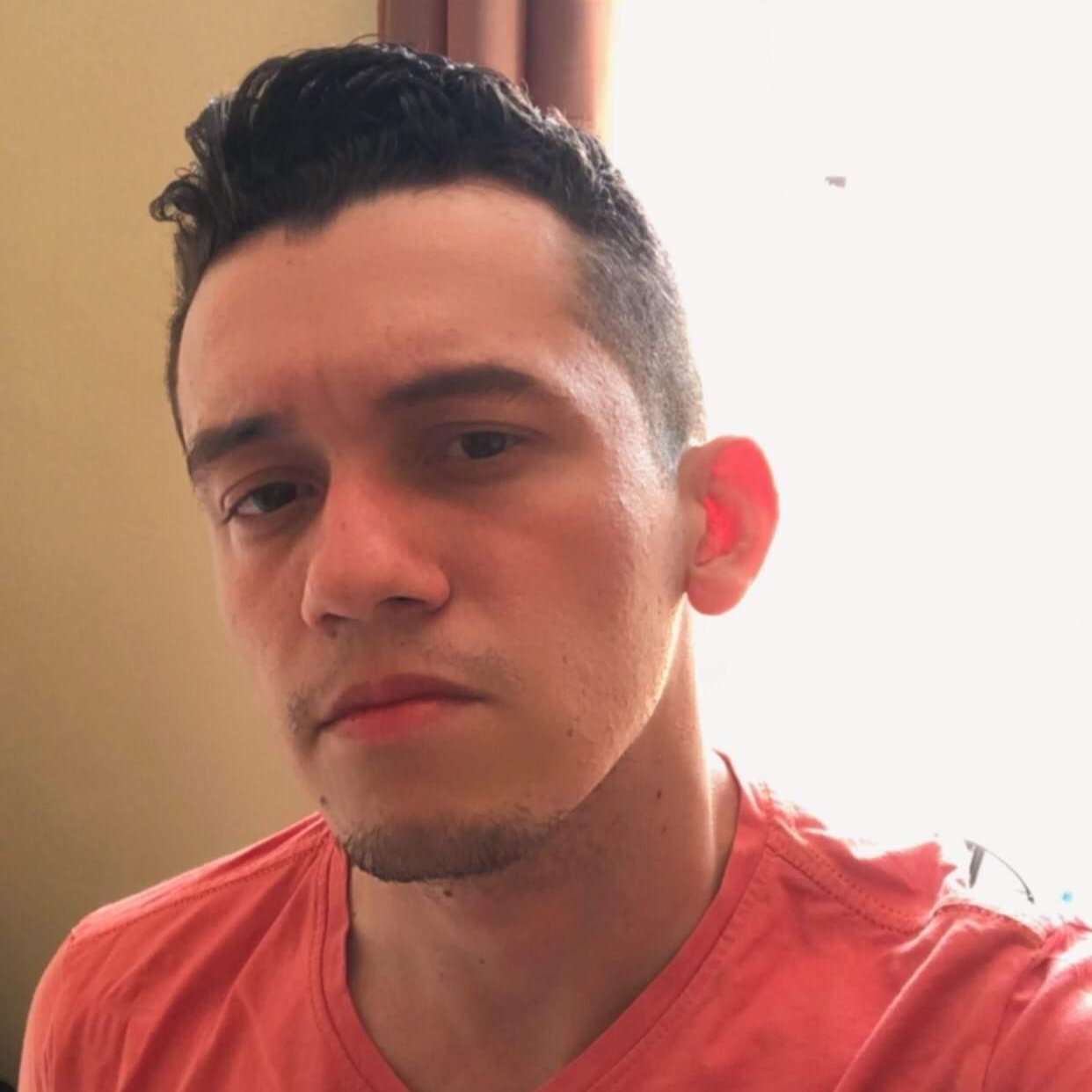 Autônomo Analista-&-programador | Freelancer.com.br