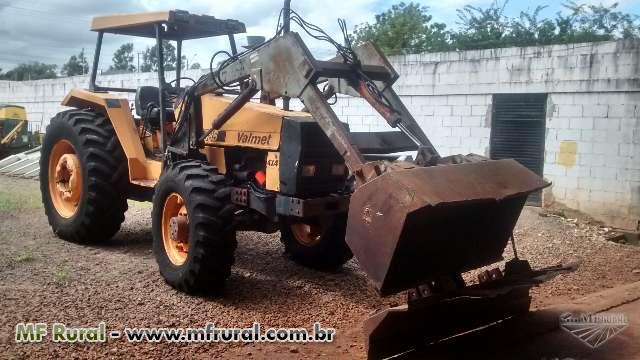 Trator Valtra/Valmet 885 4X4 Ano 94 em Campo Mourão PR à venda. 176716