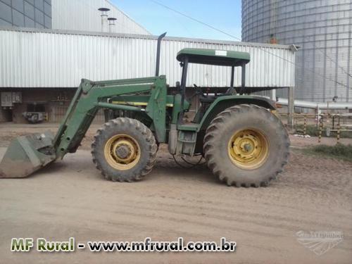 Trator John Deere 6405 4X4 Ano 00 em Luís Eduardo Magalhães BA 185171
