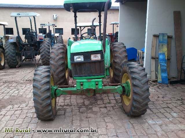 Trator John Deere 5403 4X4 Ano 03 em Tatuí SP à venda. Compre 193394