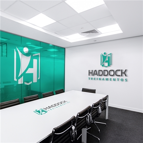 Logo para Haddock Treiname.. | Dani Cam.. 5748302