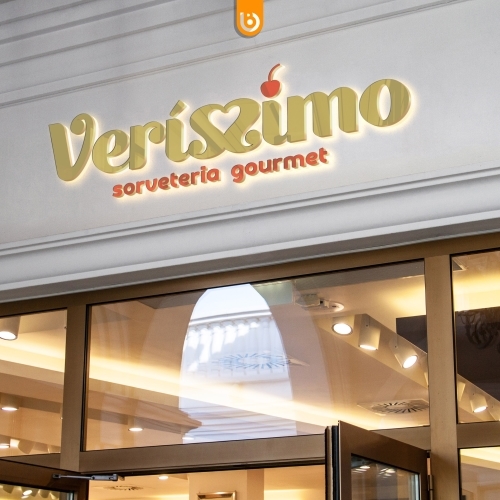 Veríssimo | Criação de Logo Para Alimentos & Bebidas