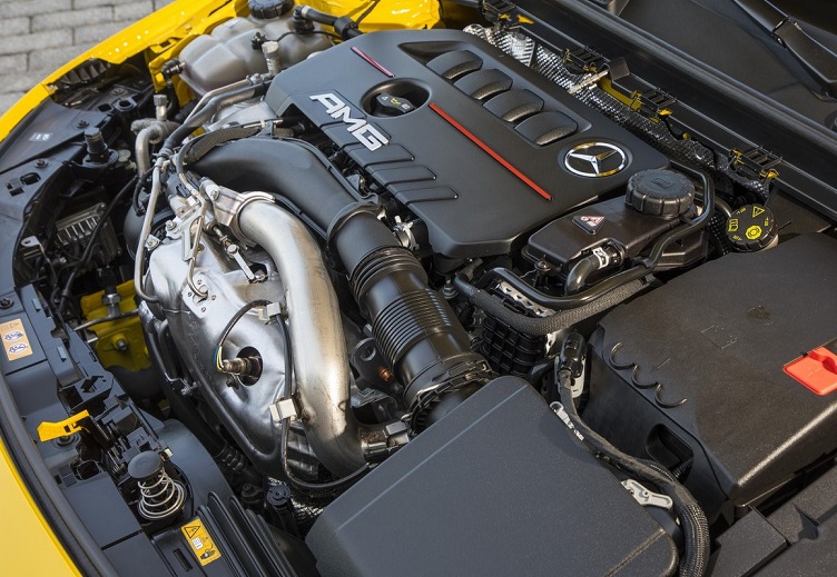 Mercedes-AMG A35, modelo mais barato da linha esportiva chega ao Brasil ...