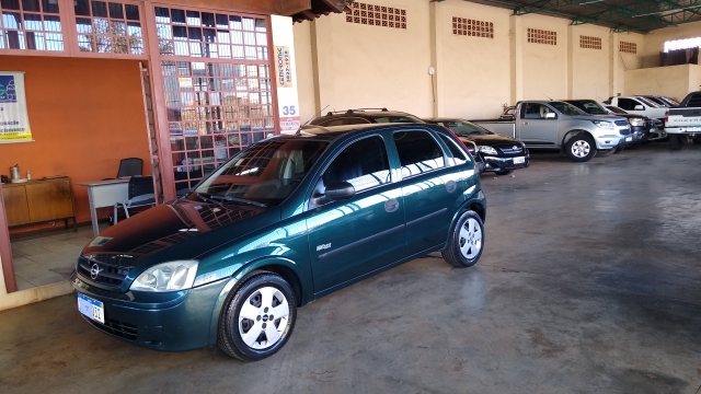 FG Car Veículos - 2005 Chevrolet Corsa Hatch Maxx 1.0 Verde Ar ...