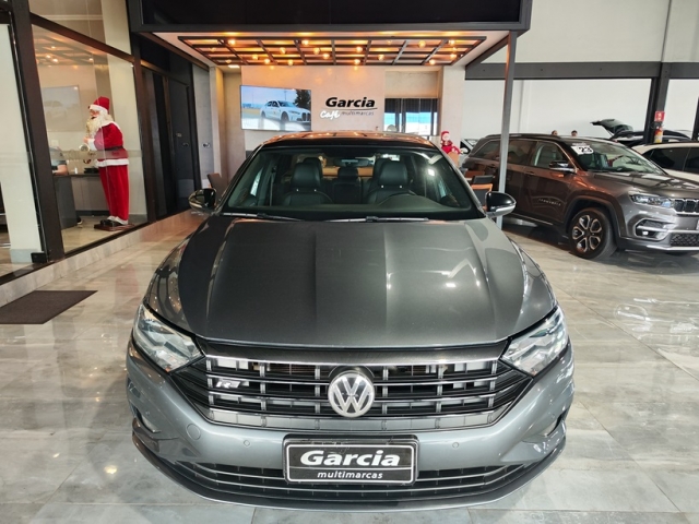 Garcia Multimarcas - 2020 Volkswagen Jetta 1.4 250 TSI R-Line Cinza ...