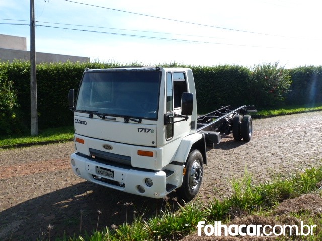 Ford Cargo 1717 T 4X2 (Eletronico) - 10/10 - London Veiculos - Cornelio ...
