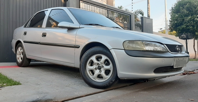 Chevrolet Vectra GLS 2.0 MPFi (nova série) - 98/98 - MD Veiculos - Maringa
