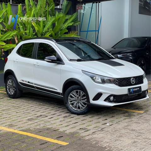 Folhacar - 2019 - Fiat Argo 1.3 Trekking - Londrina
