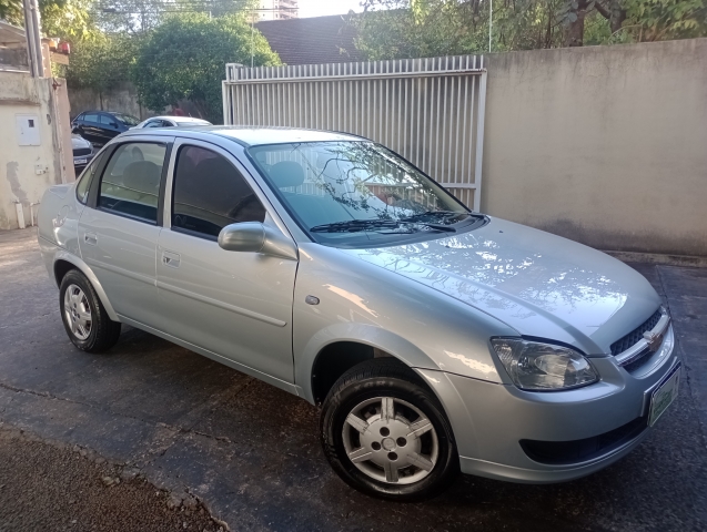 Folhacar - 2011 - Chevrolet Classic LS VHC E 1.0 (flex) - Londrina