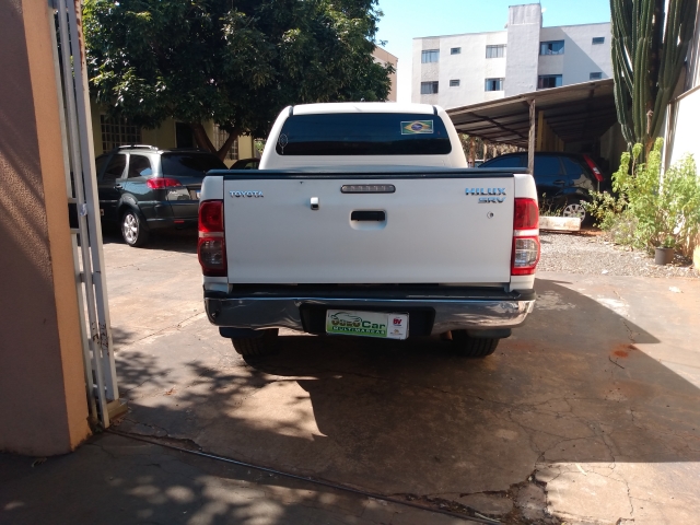 Folhacar - 2013 - Toyota Hilux Cabine Dupla Hilux 2.7 FLEX 4X4 CD SRV ...