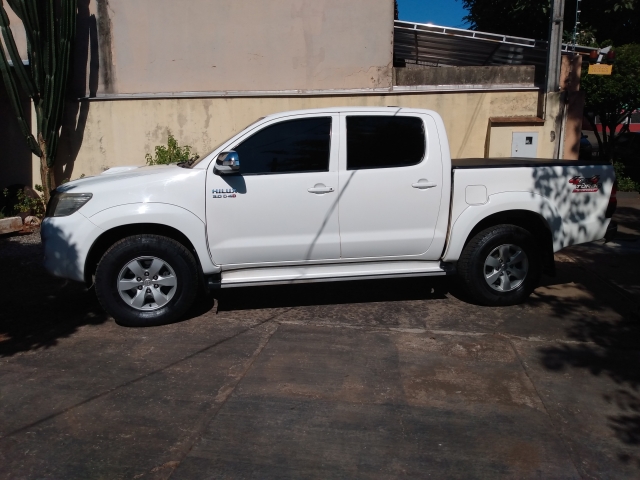 Folhacar - 2013 - Toyota Hilux Cabine Dupla Hilux 2.7 FLEX 4X4 CD SRV ...