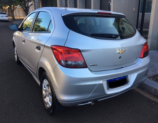 Folhacar - 2018 - Chevrolet Onix 1.0 Joy SPE/4 - Ibipora