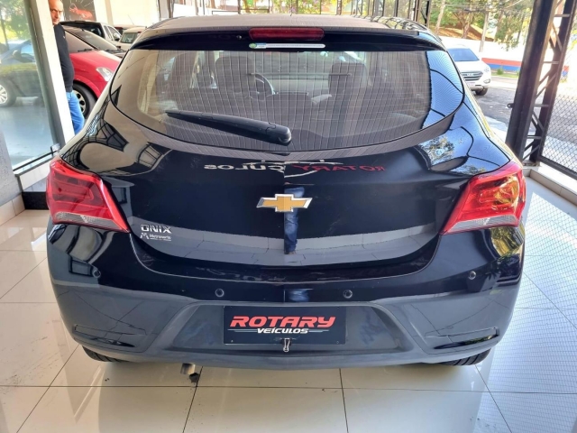 Chevrolet Onix 1.4 Advantage SPE/4 (Aut) - 19/19 - Rotary Veiculos ...
