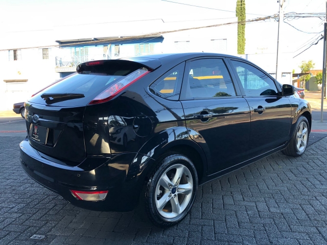 Ford Focus Hatch Hatch. GL 1.6 16V (flex) - 11/12 - Tropical Motors ...