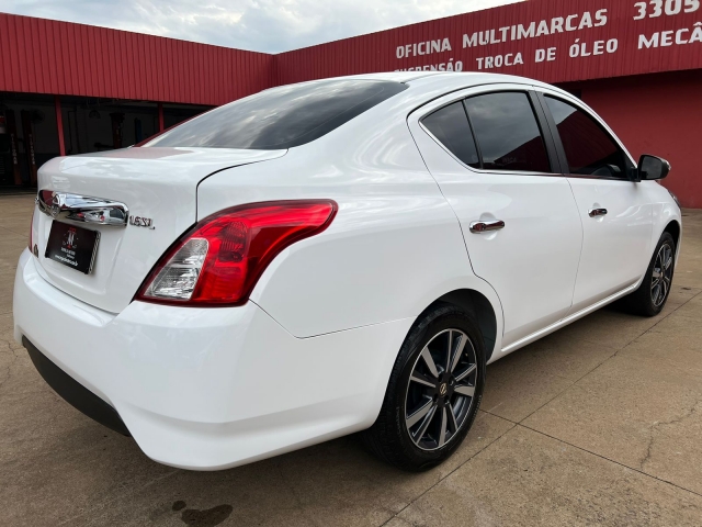 Nissan Versa 1.6 16V SL CVT (Flex) - 19/19 - Tropical Motors - Londrina