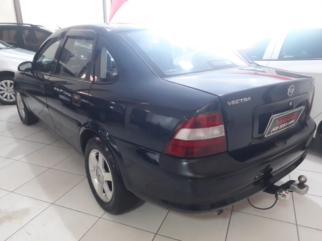 Chevrolet Vectra GLS 2.2 MPFi - 98/99 - Vinicar Veículos - Cambe