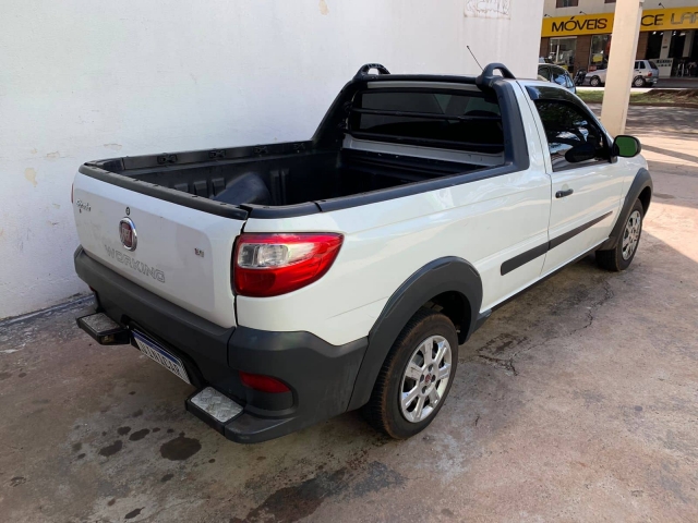 Fiat Strada Working 1.4 (flex) - 14/15 - Vinicar Veículos - Cambe